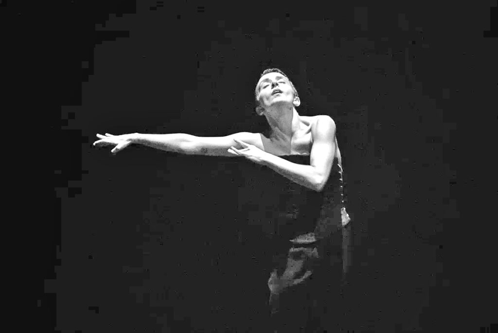 Lilit Hakobyan: Showing the “Real” Side of Dance - The Armenian Mirror-Spectator