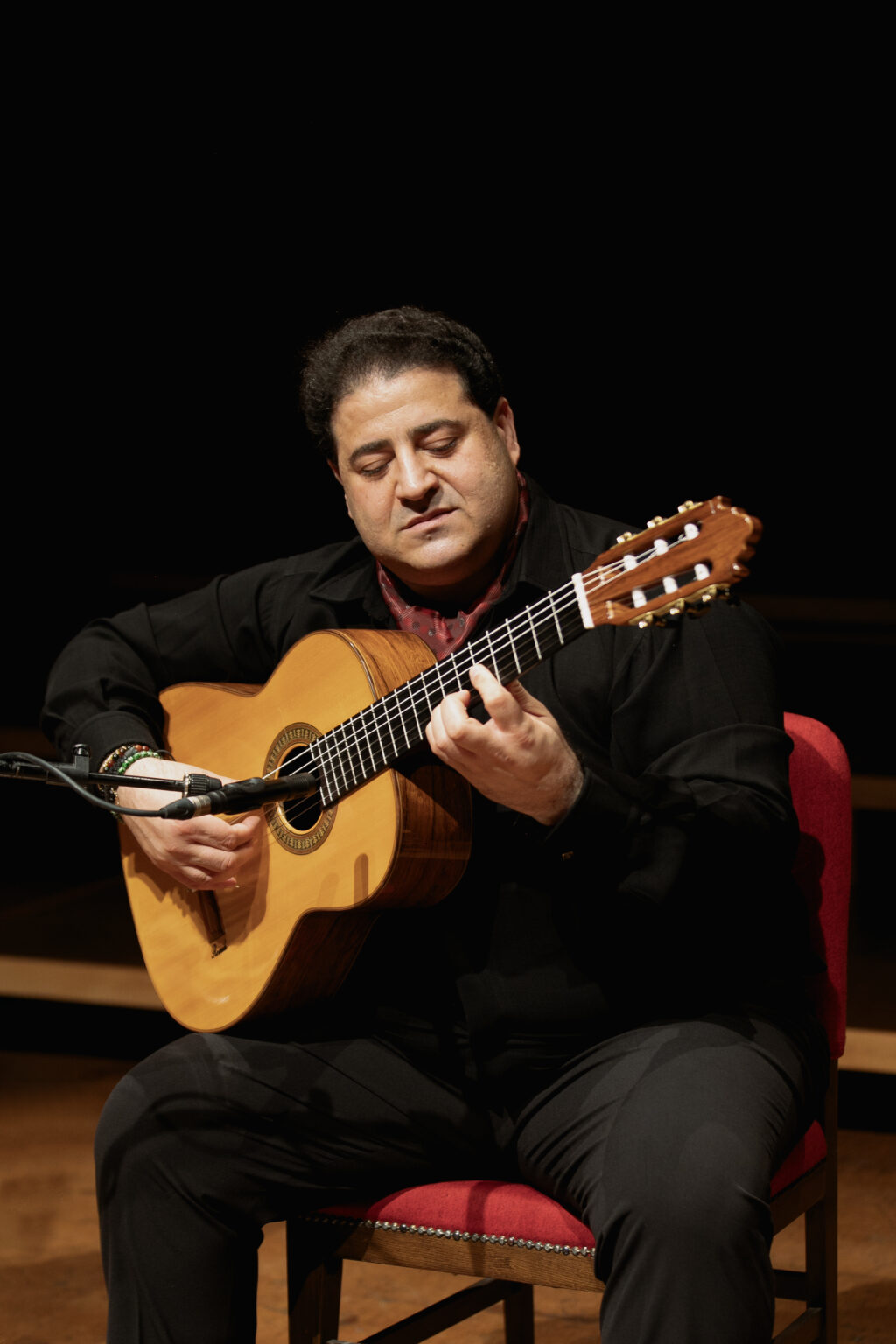 Romik Hovanessian: With Flamenco Music from Iran - The Armenian Mirror ...