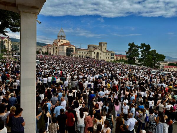 Karabakh Refugees Face Hard Time Voting in Armenia’s Upcoming Elections ...